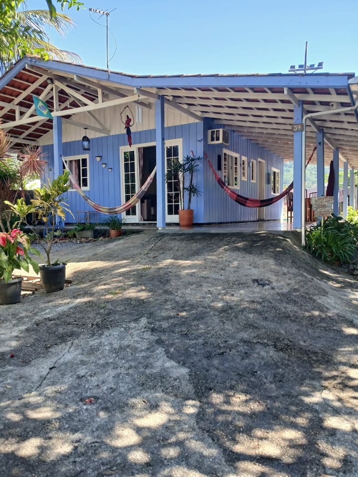 Aluguel De Temporada Em Itapema, Lugar Tranquilo. - Itapema