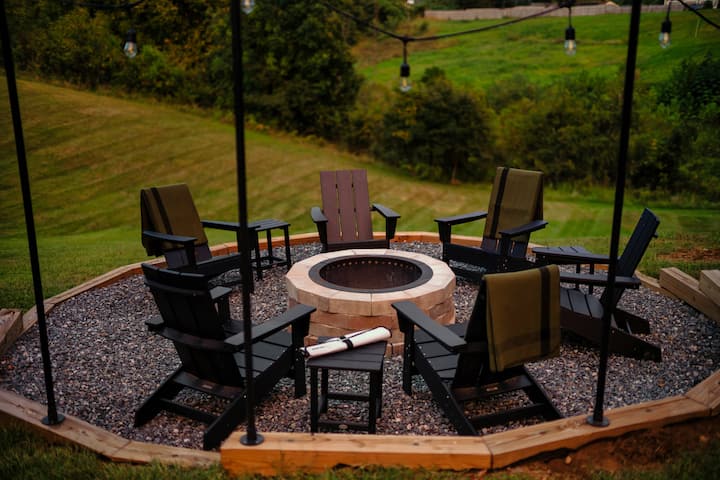 5 Min To Historic Leesburg-firepit Patio & Sunroom - Leesburg, VA