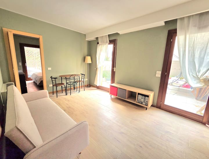 Riverside Private Garden Apt. Lungarno Del Tempio - Florence