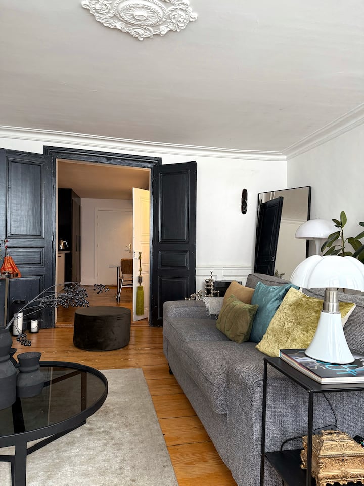 À Deux Pas De La Cathédrale - Strasbourg