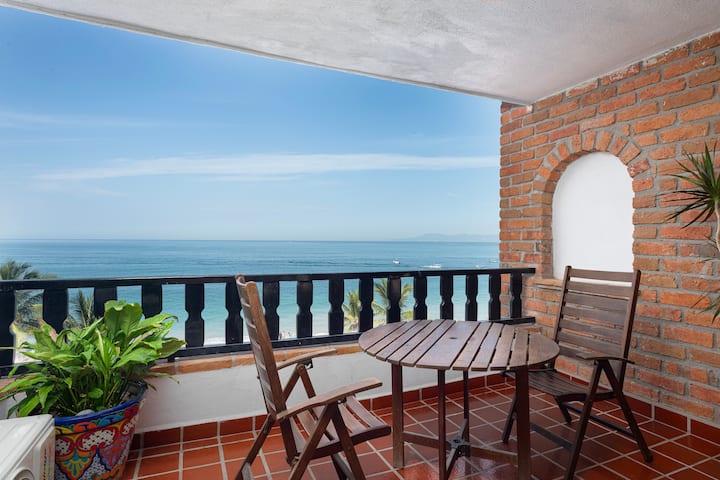 2br Oceanside Resort Condo W/ Pool & Private Beach - Puerto Vallarta