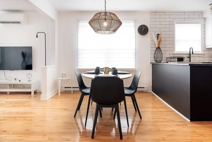 Stylish 2br + Office + A/c – Better Than A Hotel! - Drummondville