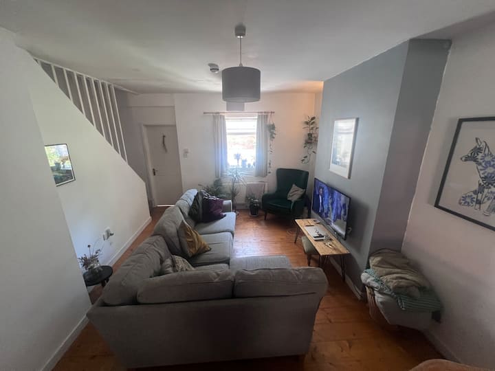 Room Next To Victoria Park - Bristol