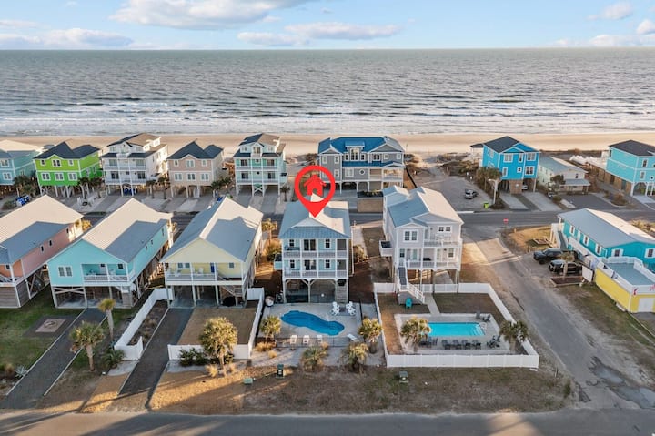 Crasea: Ocean Views, Fenced Backyard Oasis W/ Pool - Holden Beach, NC