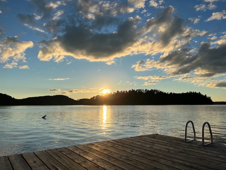 Private Waterfront Family Cottage In Huntsville - Huntsville