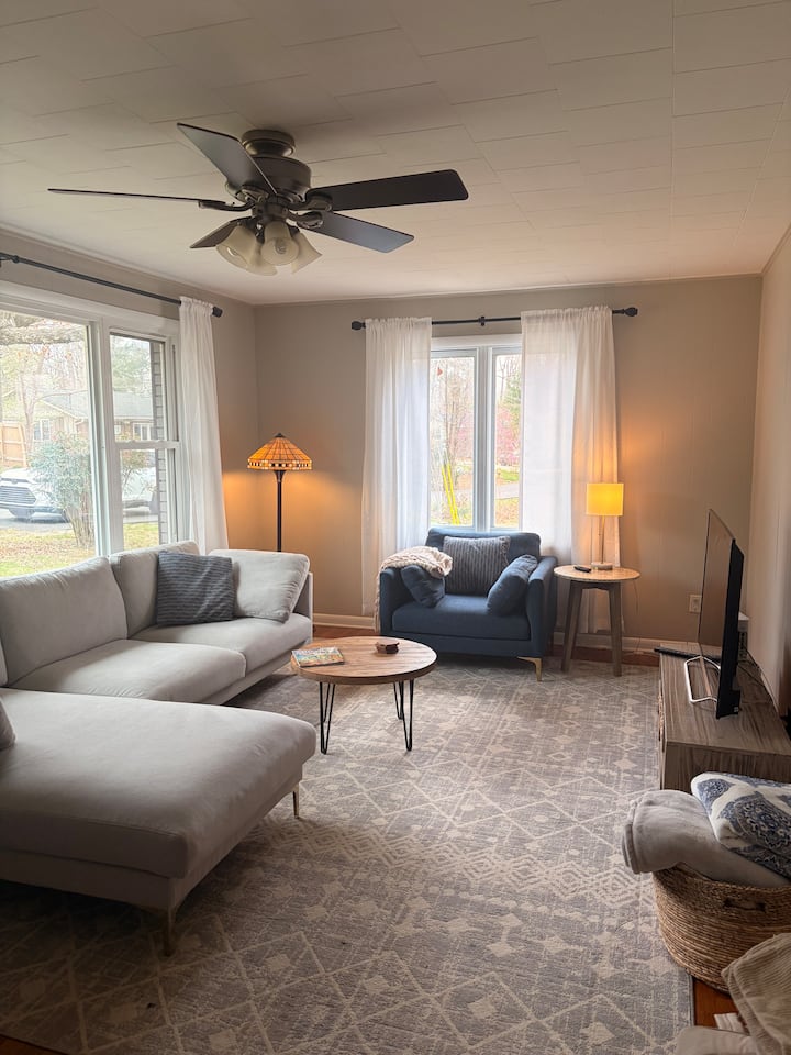 Cozy Home Near Asheville Fire Pit Dog Friendly - Sierra Nevada