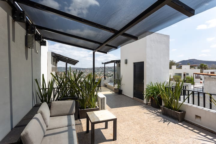 House With Large Terrace And Scenic Views - San Miguel de Allende