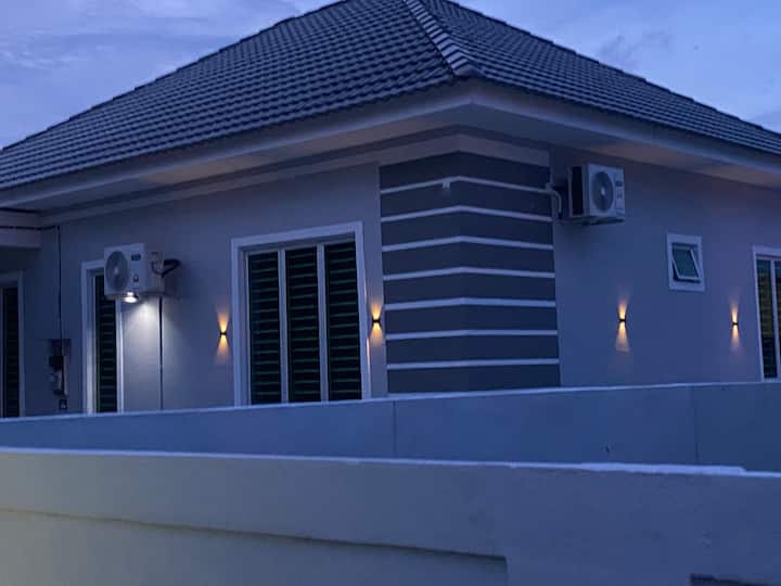 3 Bedroom Semi-d House - Bachok