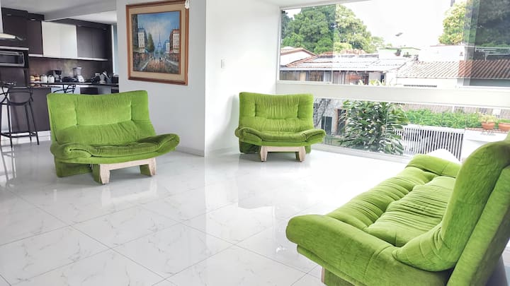 Cómoda Habitación Con Baño Privado, La Carlota - Caracas