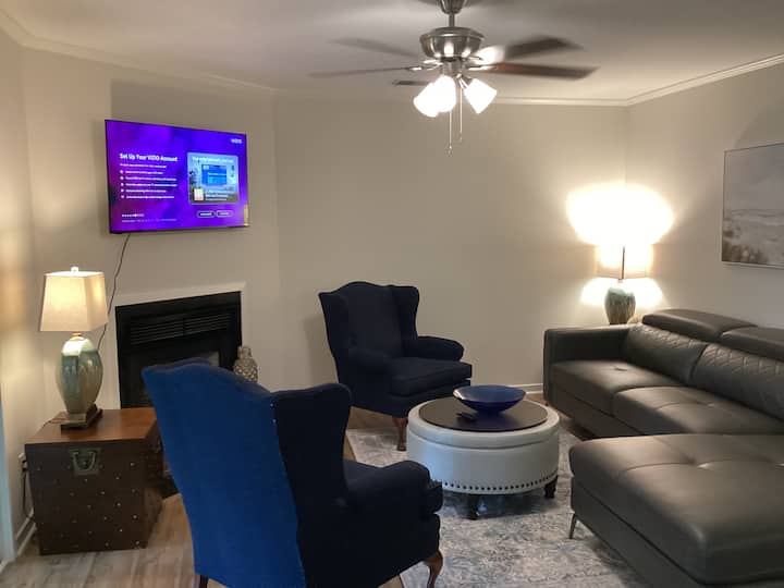 Beautiful 2 Bed/near Everything! - South Carolina
