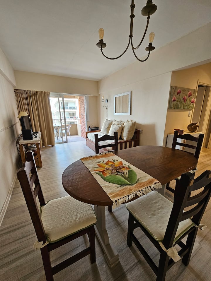 Dpto En Playa Grande Con Vista Al Mar Y Balcón. - Mar del Plata