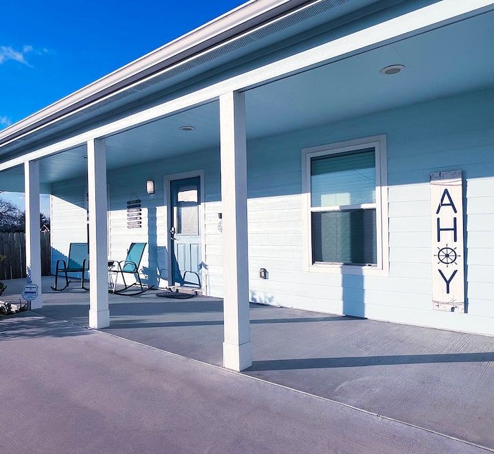 Coastal Artist Retreat - Family And Pet Friendly - Kemah, TX