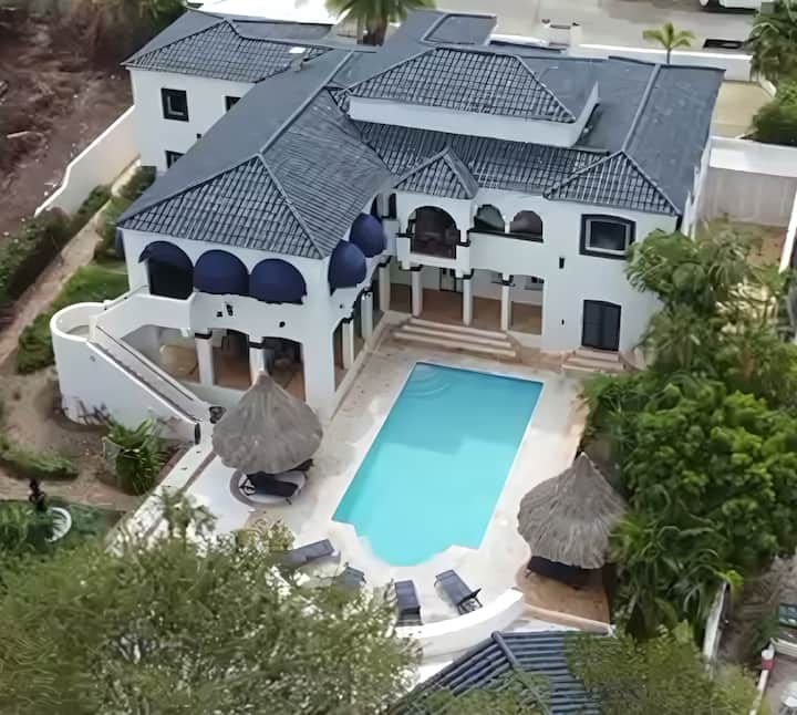 Celebrity Hacienda Curaçao - Curazao