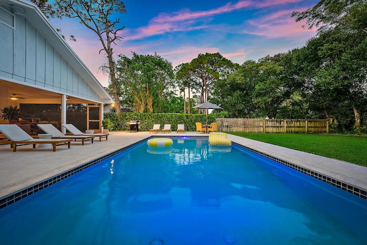 Saltwater Pool Oasis • 10 Min To Jupiter Beach - Jupiter, FL