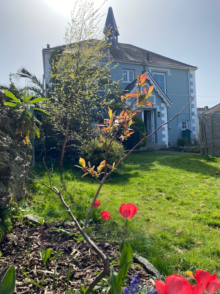 The Old Schoolhouse - Town Centre, Harbour Views. - Falmouth