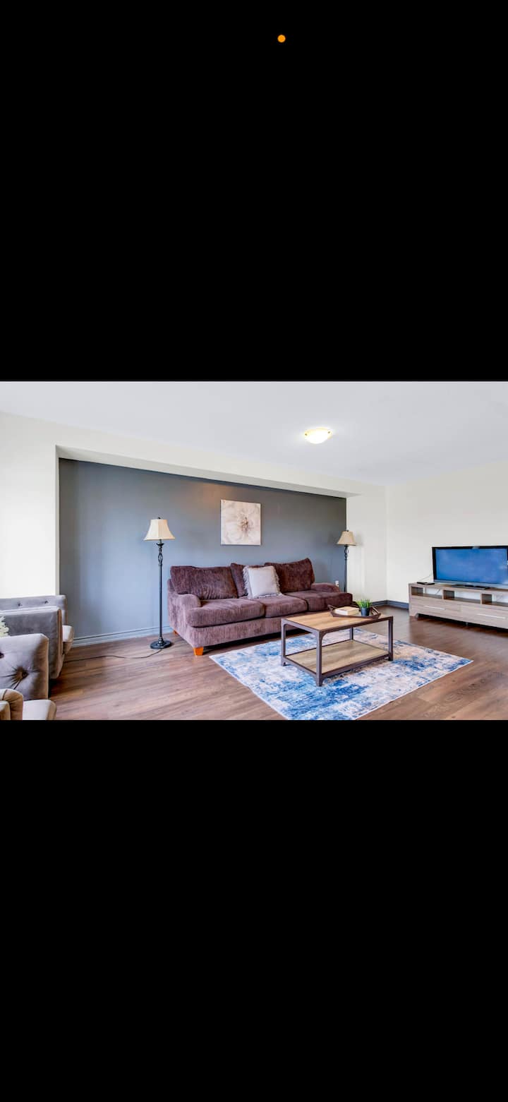 3 Bedroom 2.5 Bathroom Townhome! - Milton