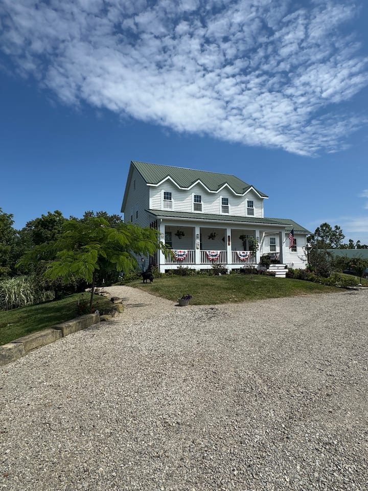 Coastal Modern Farmhouse~6 Miles From Ou/athens - Athens, OH