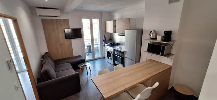 5 Mn à Pieds De La Mer Rue De France 2 Chambres. - Nizza