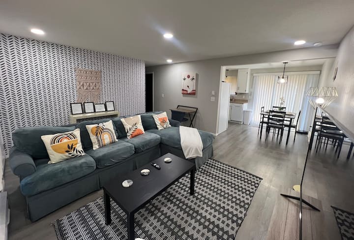 🔥🔥🔥Chic, Spacious, Private Stay: Great Location🔥🔥🔥 - Puyallup, WA