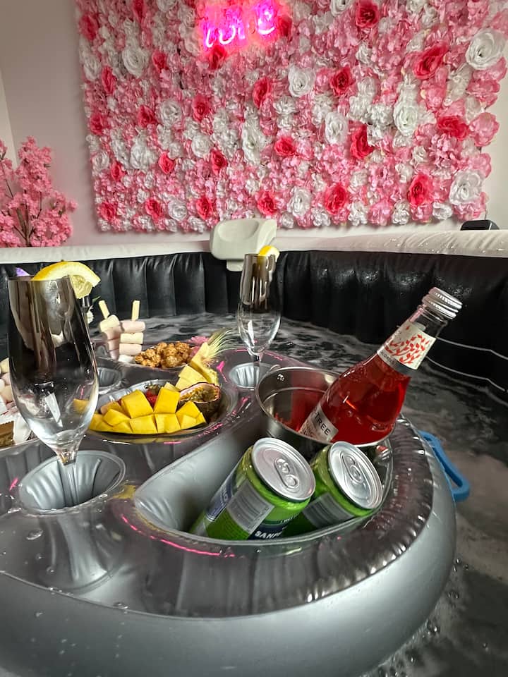 Jacuzzi &Deco Et Nature - La Roche-Guyon