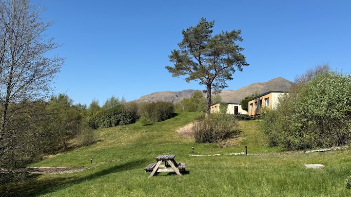 Cabin Near Glencoe, With Loch & Mountain Views - 글렌코