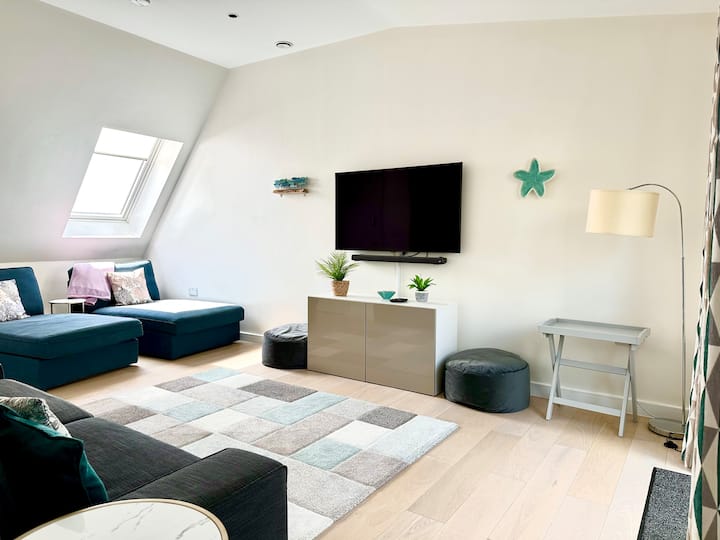 Seastar Stunning Townhouse, Parking, 5 Min - Beach - Cornwall