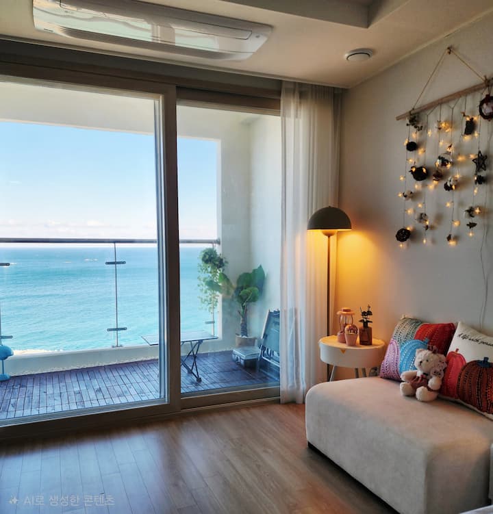 New객실&테라스 리뉴얼#숙소일출#모두가 바라던바다
무료주차#넷플릭스&Disney호스트계정 - Sokcho