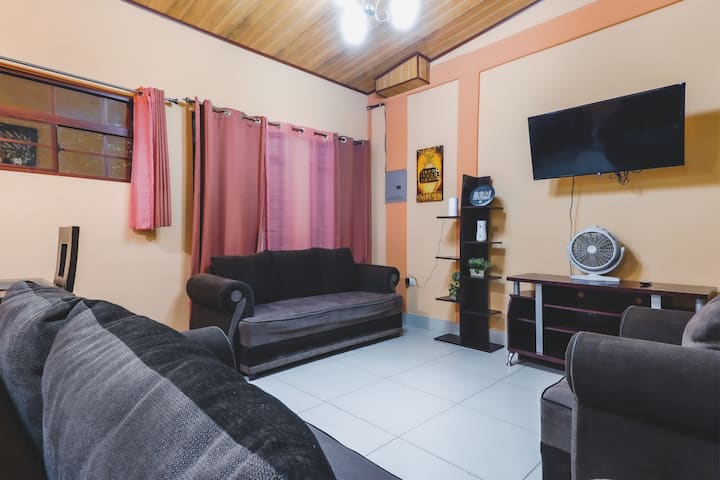 Click House, Hermoso Apartamento Amueblado - Nicaragua