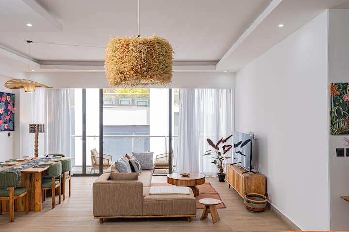 3 Bedroom | Spacious With Pool | Riverside Square - Nairobi