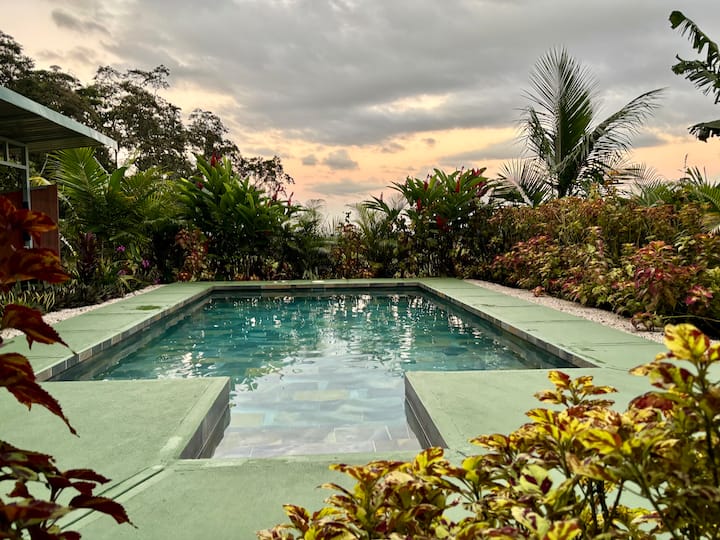 Cabaña Del Bosque. Internet 300 Mbps. - Costa Rica