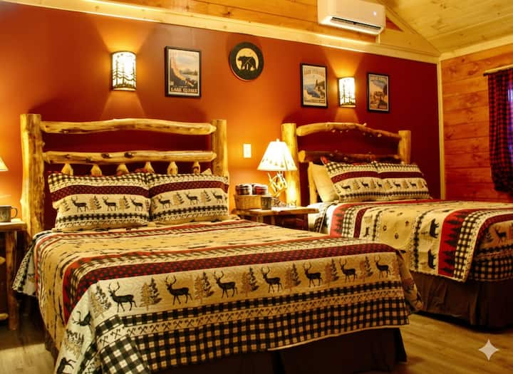 Cozy 2br Suite In Lake George | Fireplace & 2 Bath - Lake George, NY