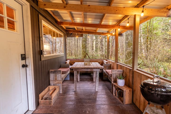 Magical Retreat W/ Rare Availability Sept 1-2! - Washington