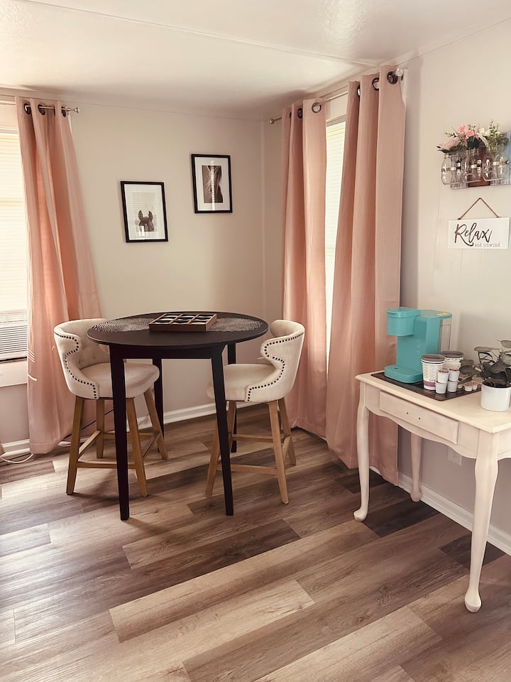 Adorable Cabin Close To Spac & Track! Cabin 4 - Saratoga Springs, NY