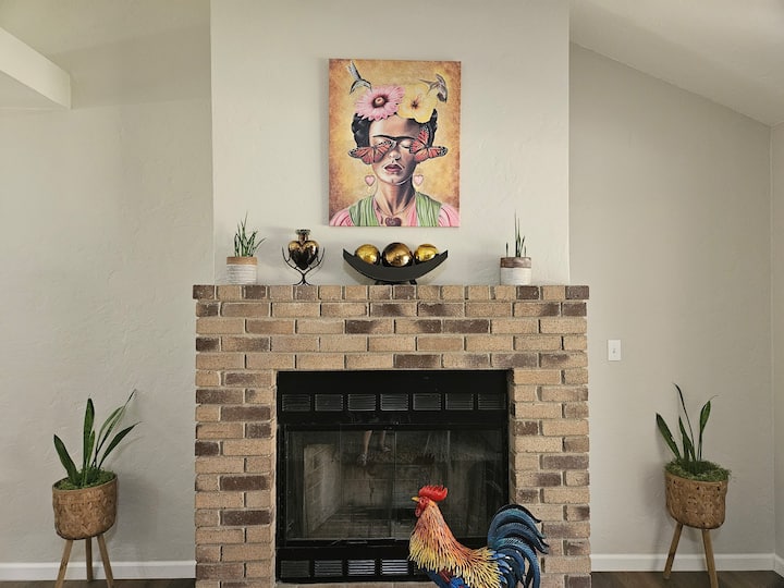Soothing 3-bedroom Home In A North East Fresno! - Fresno, CA