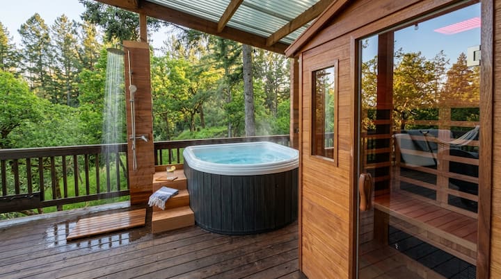Hilltop Wellness Retreat | Sauna + Hot Tub - Russian River, CA