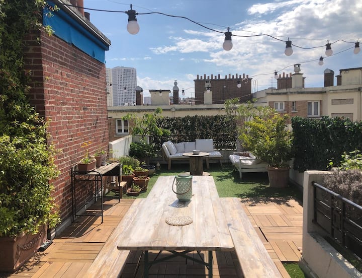 Appartement Typiquement Parisien Avec Terrasse - París