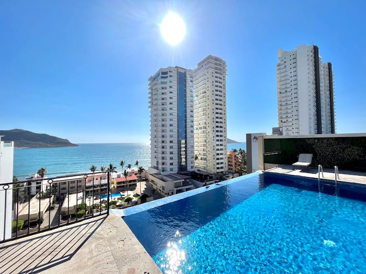 Ocean View And Infinity Pool At Golden Zone - Mazatlán