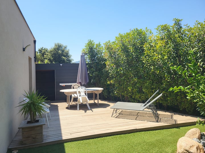 Mini Villa A Lecci, Proche Mer - Lecci