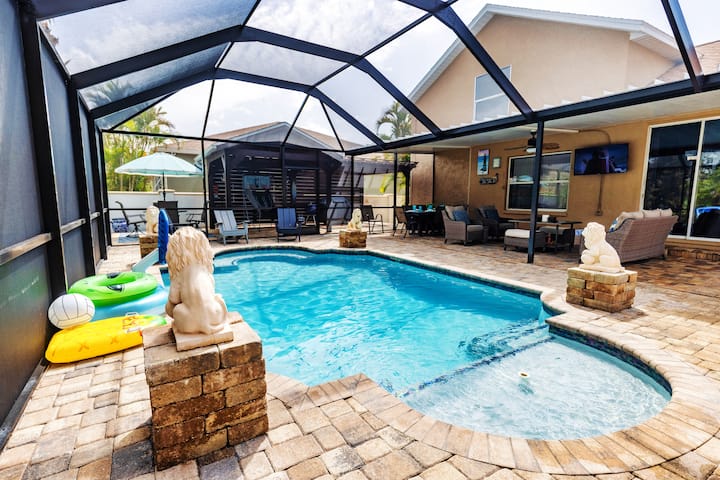 “Perfect Apollo Beach Getaway: Free Pool Heating” - Apollo Beach, FL