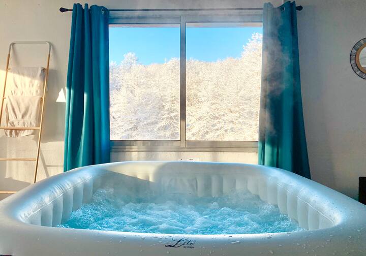 Aux Bulles Du Forez: Loft Avec Jacuzzi Intérieur[2 - Chalmazel