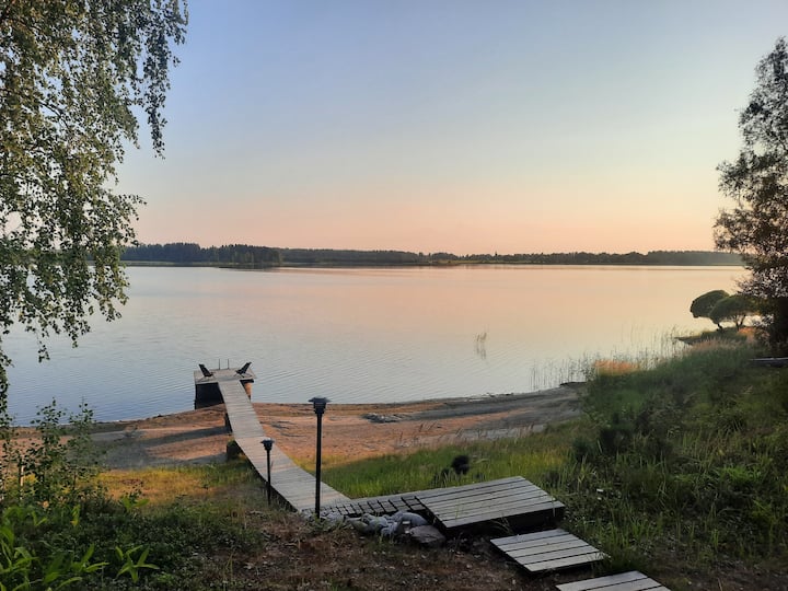 Kesämökki Järven Rannalla - Beach House - 芬蘭