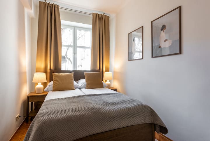 Lovely & Cozy Apartment In The Old Town • By Cota