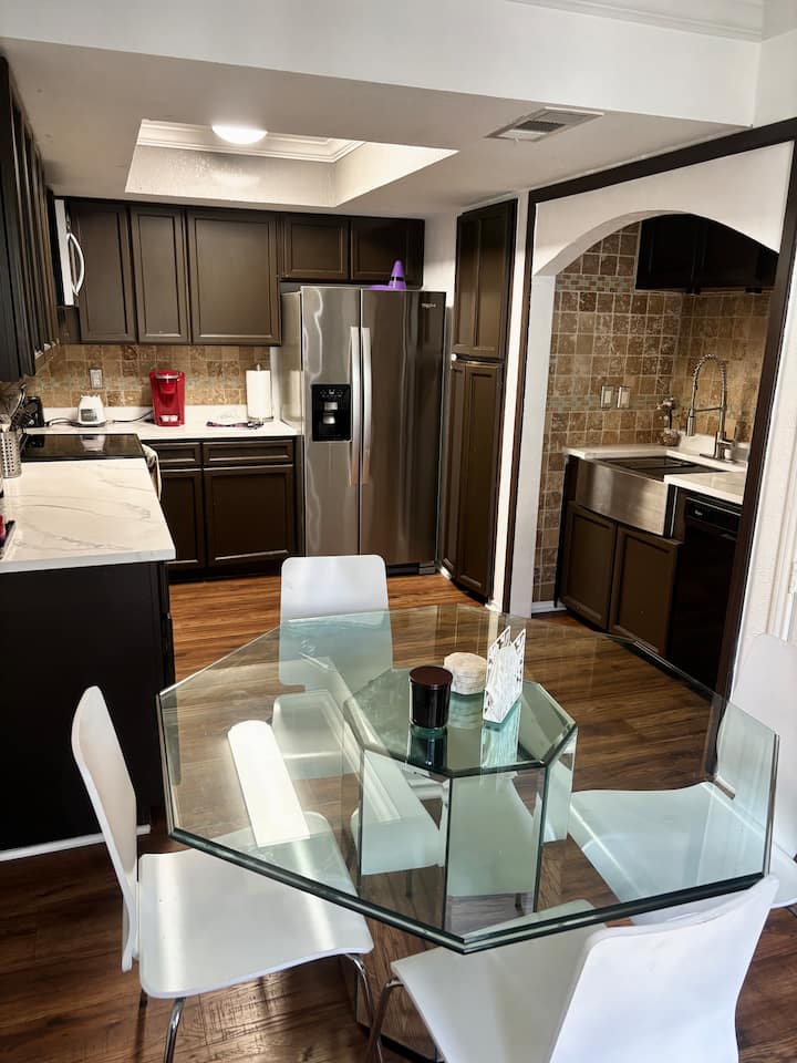 The Cruz Casa - Dallas, TX