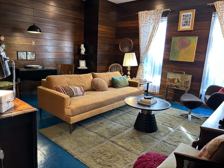 Hidden Gem In Detonti - Seed On Jackson A - Mobile, AL