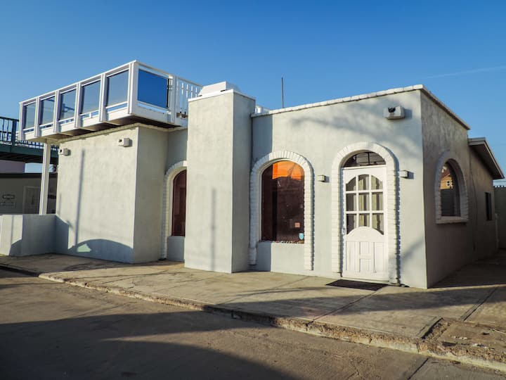 Mission Baja Cali Cottage - 300 Ft From The Beach! - Rosarito