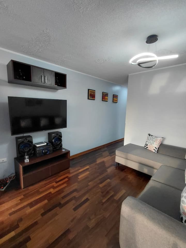 Lindo Apartamento, Surquillo Frente A Miraflores - Lima