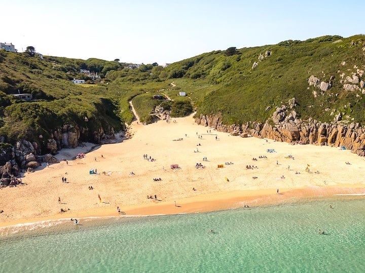 Porthcurno Beach Hayloft 
Ground Floor - Porthcurno