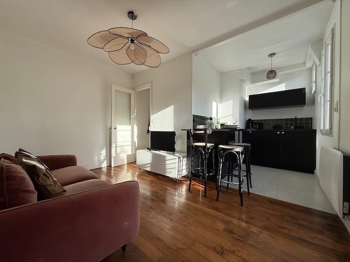 2 Pièces à 7 Min Métro (L13) - Accès Rapide Paris - Clichy