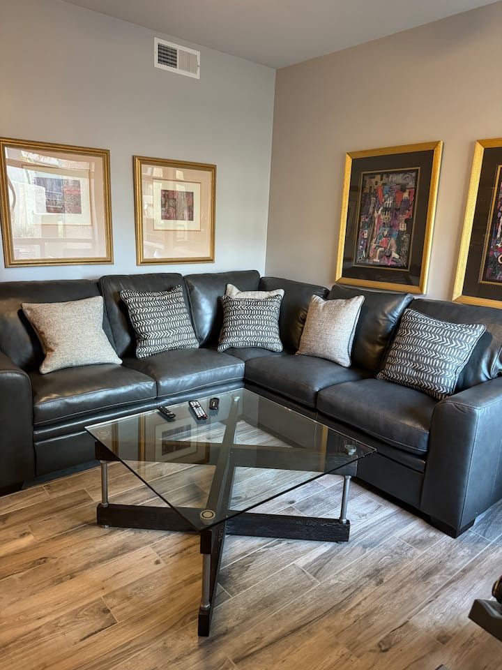 Lovely 2 Bedroom Condo In Downtown Phoenix - Phoenix