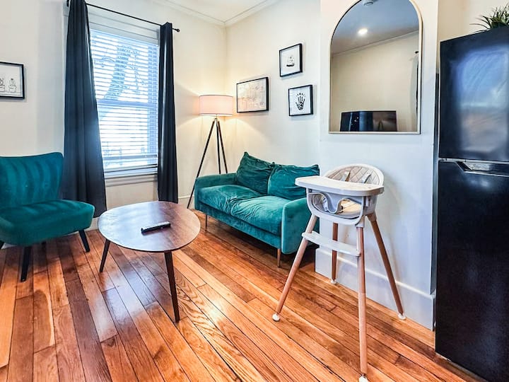 (S-p1) 2 Bedroom, Clean & Cozy! Porter Sq! - Somerville, MA